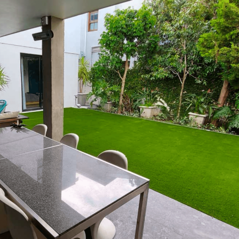 Royal Paving & Artificial Grass - Wholesale & installation